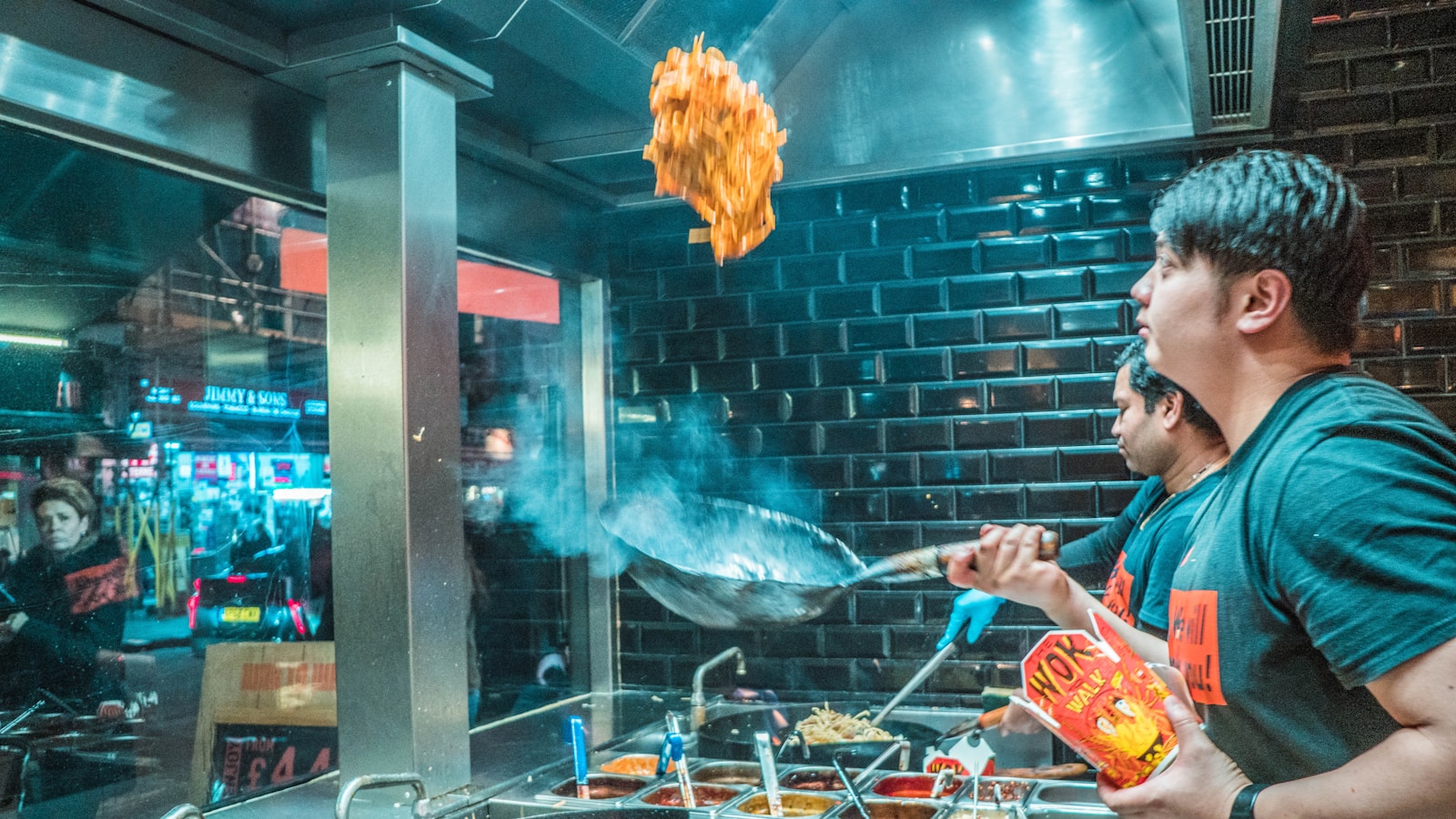 Moscow Restaurant Unveils Hogwarts-Themed Hookah Experience | BackZee