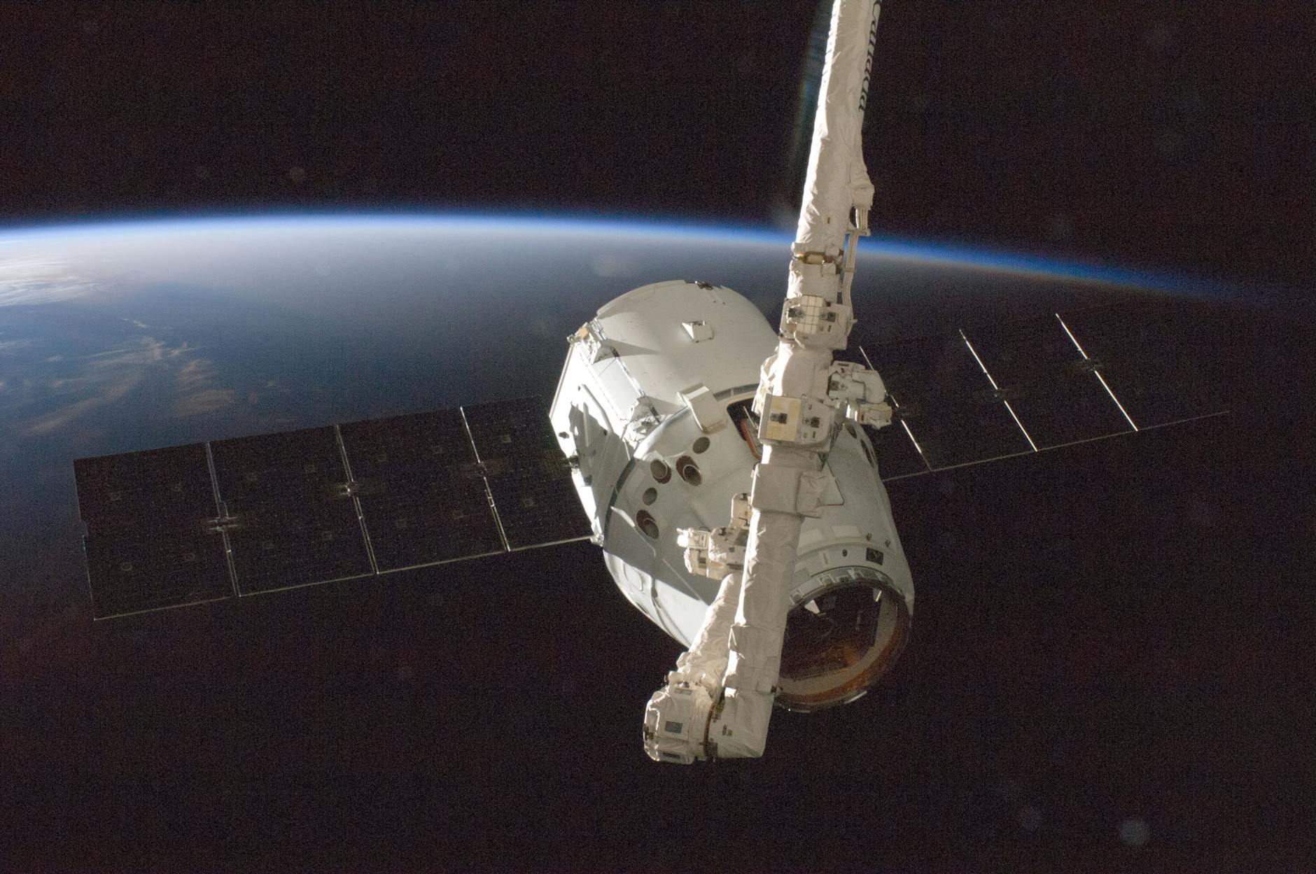 NASA Unveils Stunning New Earth and Moon Photos from Orion | BackZee